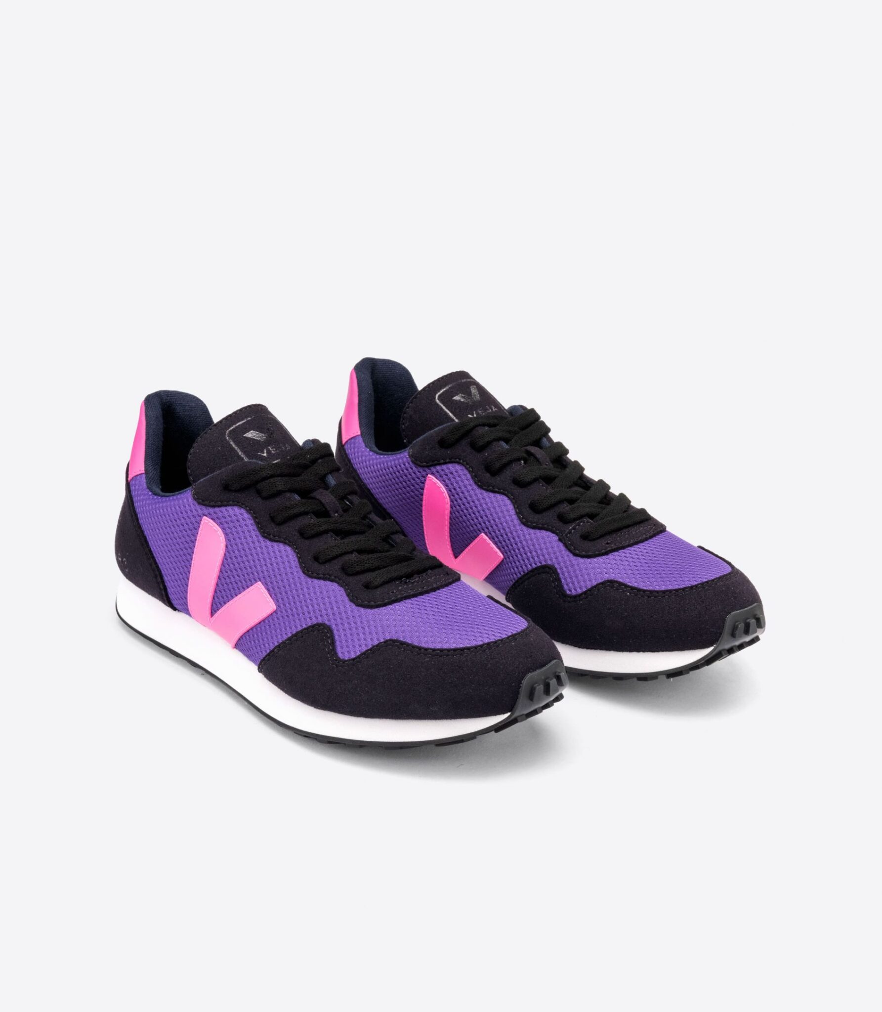VEJA SDU REC ALVEOMESH PURPLE SARI BLACK - auras fair & style
